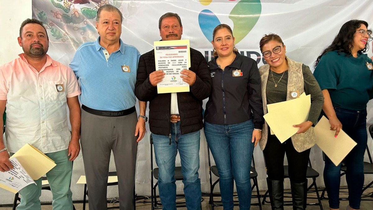 La diputada Jazmín Jaimes entrega visas a adultos mayores – Fer Moctezuma
