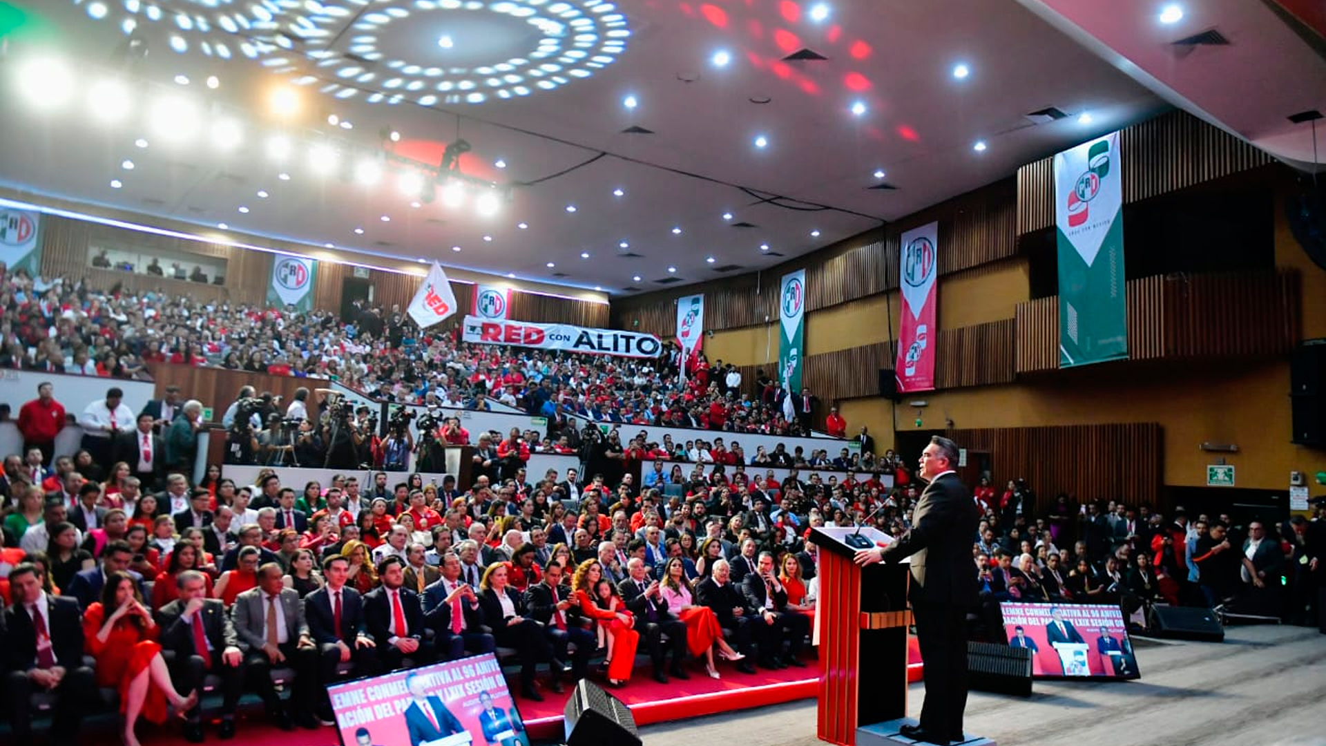 El PRI pide perdón "a quienes hemos fallado"